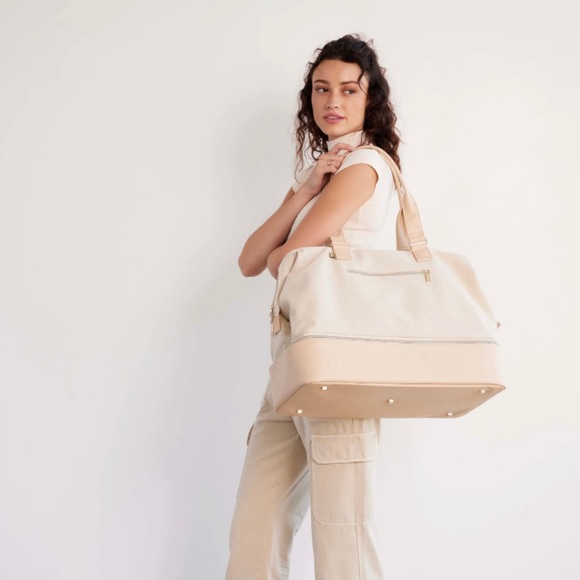 BEIS | Bags | Brand New Beis The Weekender Bag | Poshmark